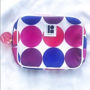 Lisa Perry for Estee Lauder | Bags | Lisa Perry For Este Lauder Makeup ...
